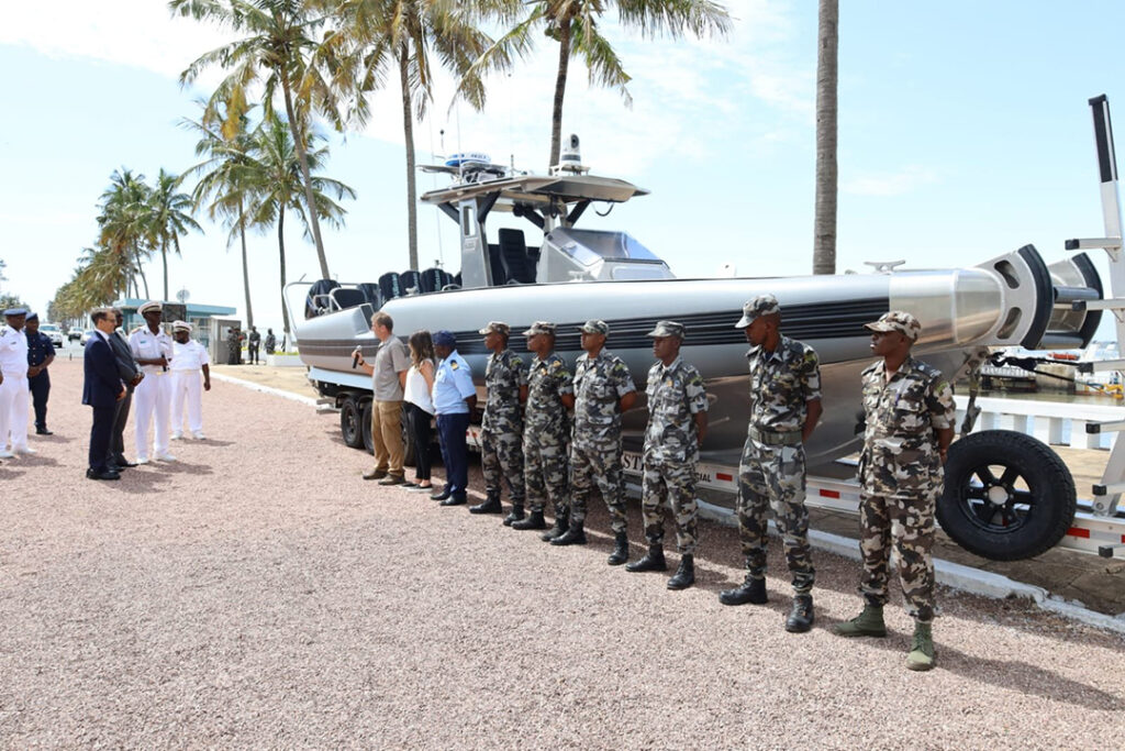 Mozambican Navy Receives New Patrol Boat - Africa Defense Forum